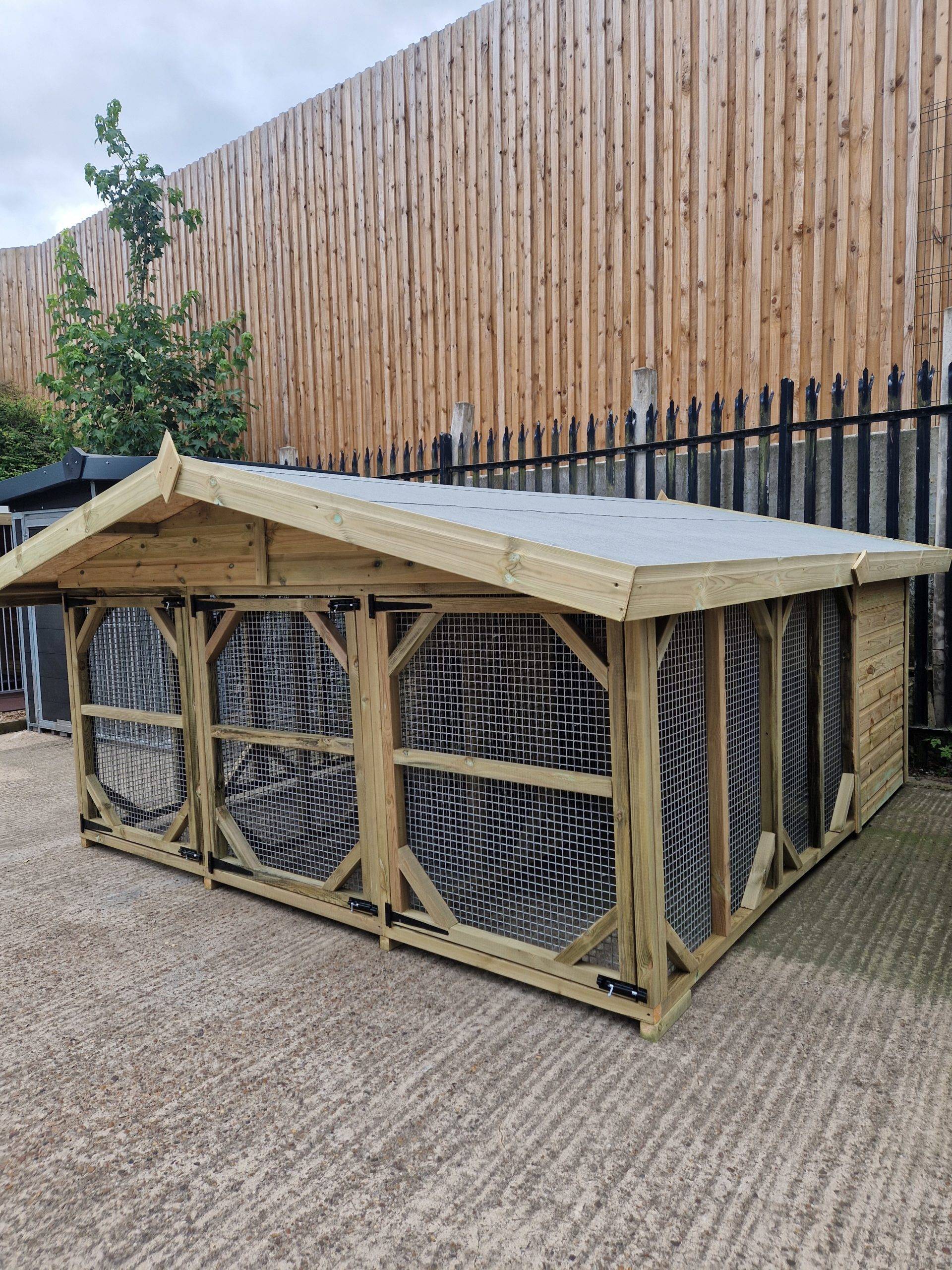12 X 8 ft Triple Dog Kennel / Animal Housing